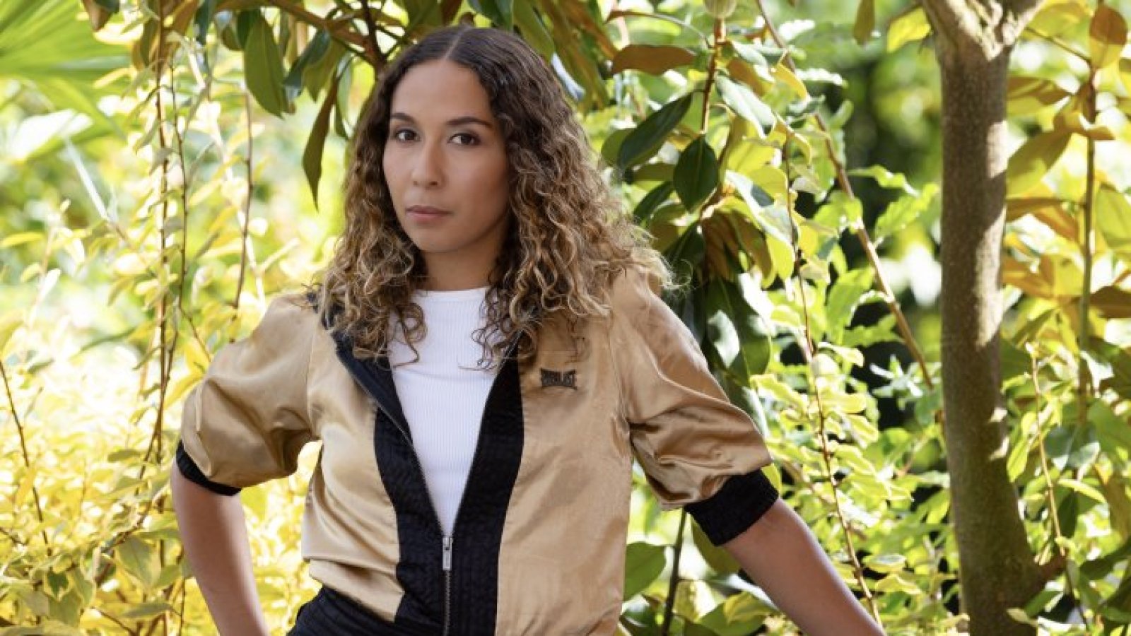 Nora Osagiobare: Daily Soap – Saiten